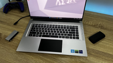 GigaByte Aero 16 XE5 gamer core-i7 12700H 16/8
