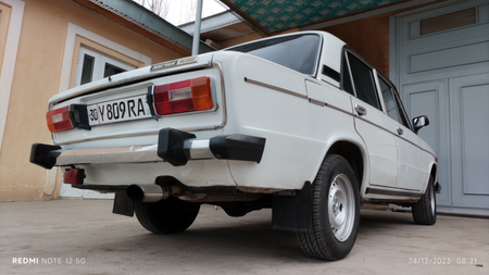 Lada jiguli sotiladi