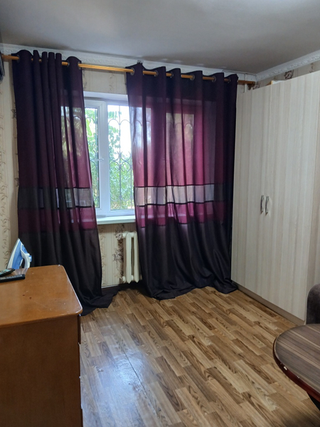 Сдаю свою уютную чистую квартиру возле аэропорта 1/1/4 кирпичного дома