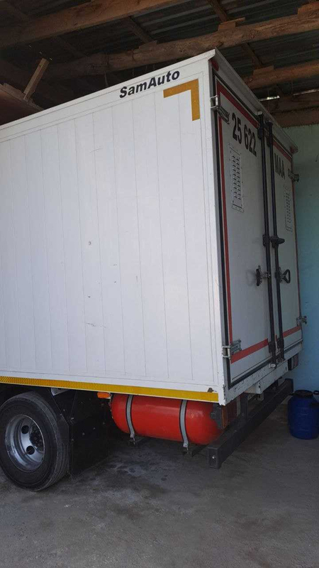 Isuzu SNG 82L narxi 40 000 $ kelishiladi