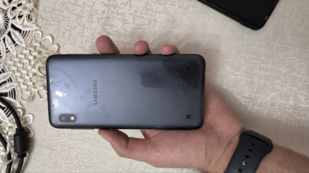 Samsung A10 black