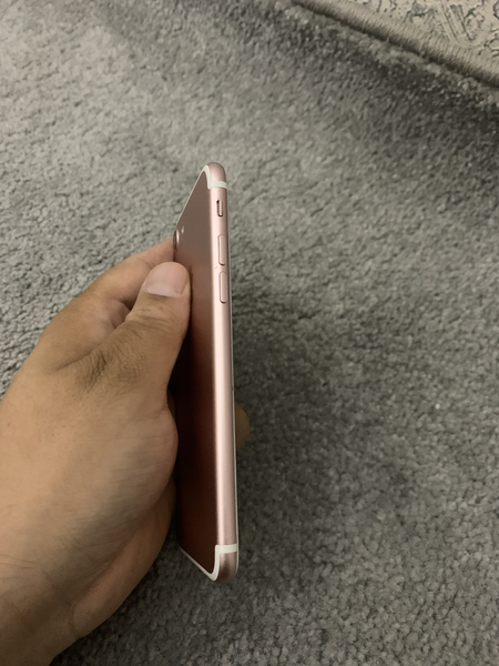 iPhone 7 Rose gold 32 gb Все родной