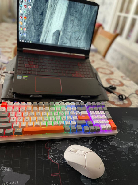 Ноутбук acer nitro