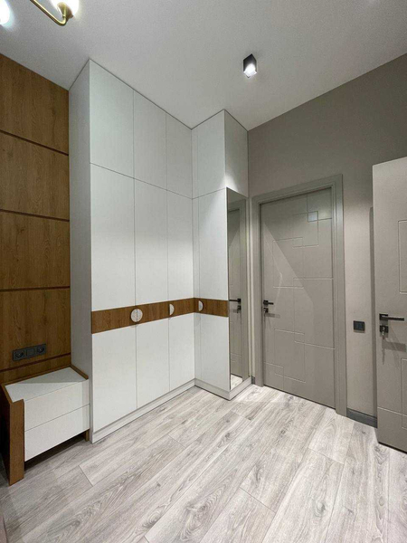 Продается 3/7/8 квартира  ЖК Gardens residents Шайхантахур район М-1