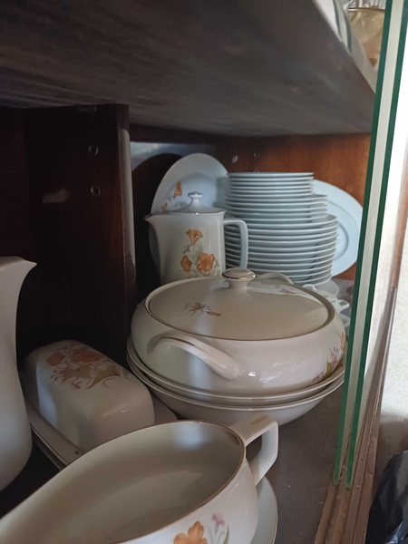 Столовый сервиз, японский , новый не пользованный