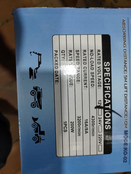 Продаётся Насос 12/24 Volt (Nasos) для перекачки топливо Новый !!