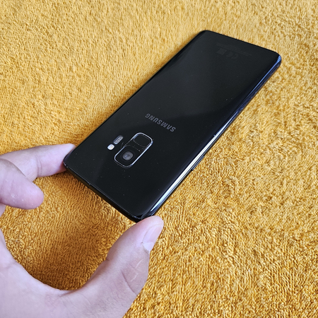 Samsung S9 sotiladi ideyal