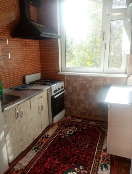 Арендага 2 хонали уй берилади Коракамиш 2/4