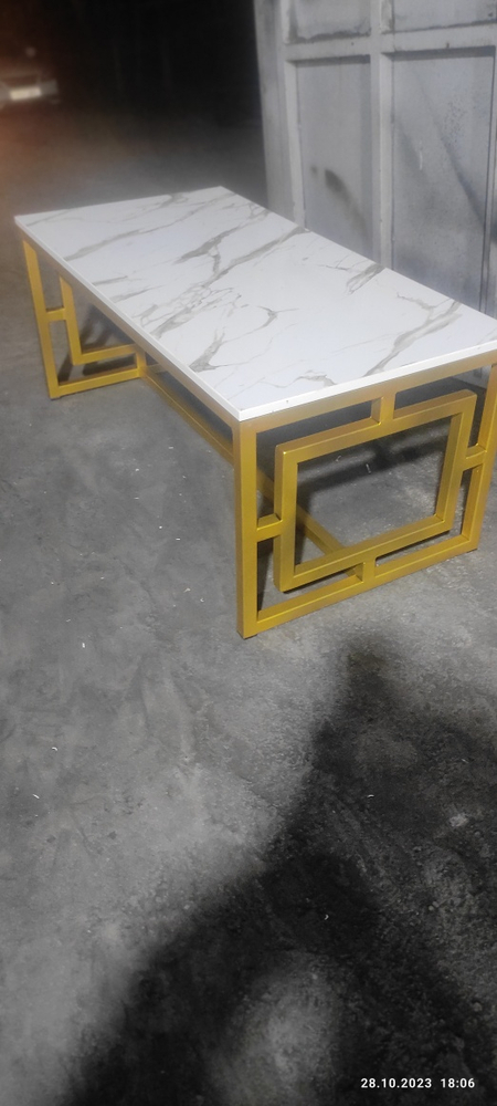 Jurnalniy stolik LOFT