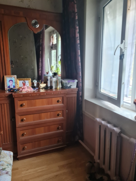 Продаётся спальный гарнитур