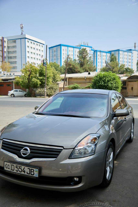 Nissan Altima 2008