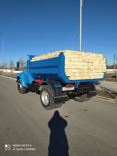 G'isht yetkazib berish xizmati