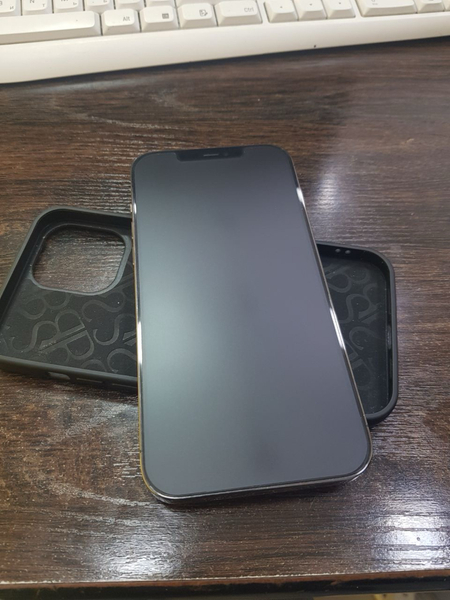 Iphone 12 pro max qora srochni yomkist 86% radnoy
