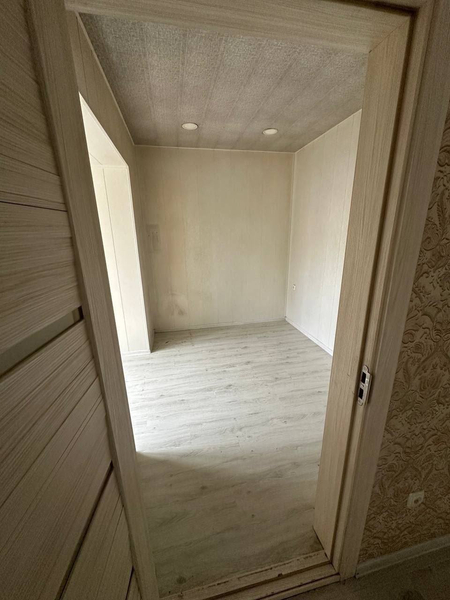 Продаётся на Карасу-2 4ком