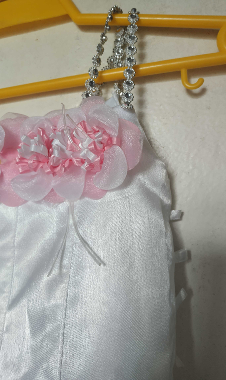 Продам платье для девочки.