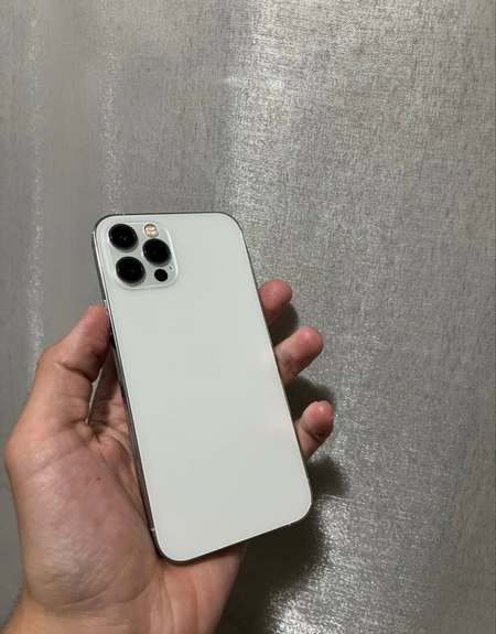 iPhone 12 pro 128GB Silver