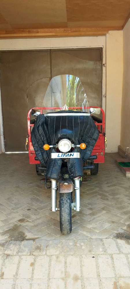 Lifan Moto sotiladi Holati ideal
