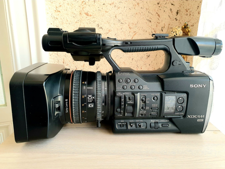 Видеокамера Sony PXW-X160