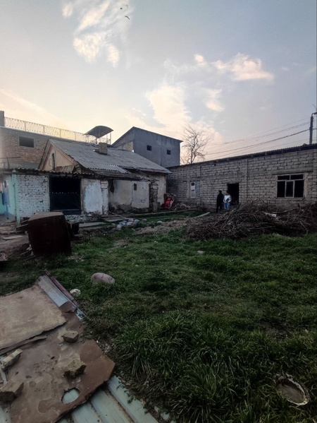 Продаётся не жилой участок 10 соток Чирчик