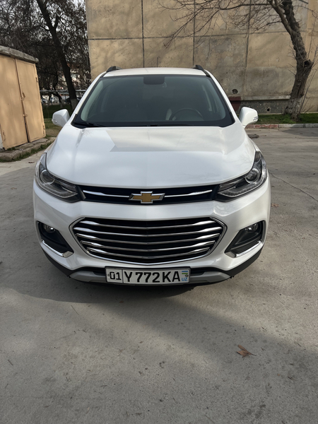 Tracker 1 Premier