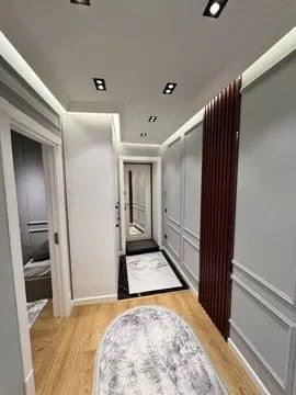 Бобур 3комнатная/2/5, 80м² спецплан, не торец, меб+тех. Ор-р: ЗАГС