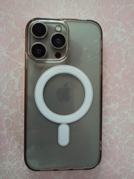 Iphone XR 15 pro korpusda