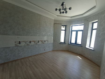Продаётся Новый Дом Уч Кахрамон Шодлик Ресторан 2.соток 4.комнат