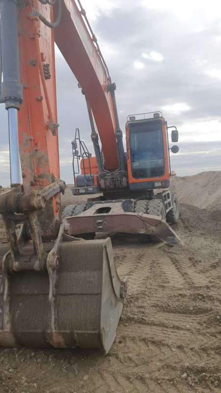 Продаётся Doosan 210 Б.у