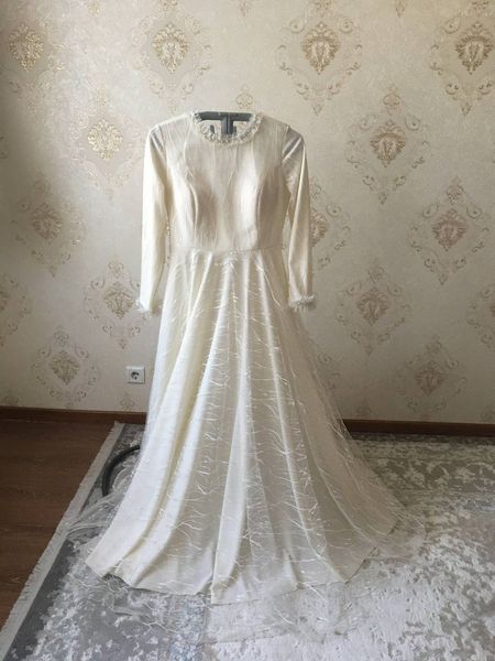 Kelinlar uchun ajoyib koylak