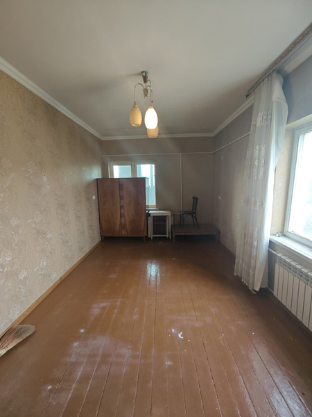 Продаётся Квартира На Массиве Буз 2. 1 Комнатная