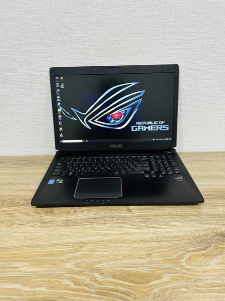 Недорго ASUS ROG i7+GTX870 Легендарный Игровой ноутбук