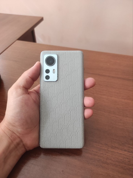 Xiaomi 12 x 8/256 gb flagman
