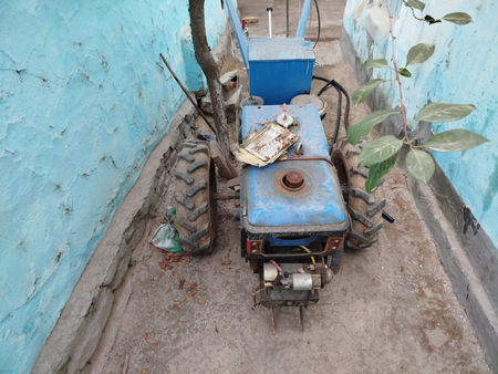 Motoblok traktor 20ot kuchiga ega