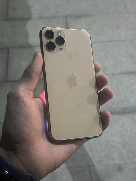 iPhone 11 pro gold 256gb