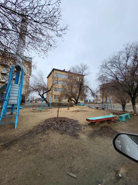 Айдын жолда 3 ханалы квартира сатылады,