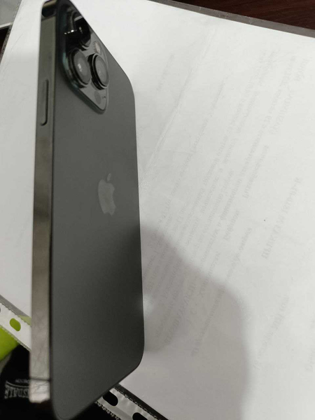 Продам Iphone 13 pro max
