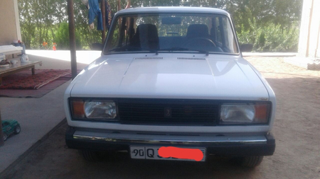 Vaz 2105 mashina radnoy