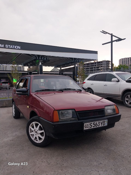 Lada 1992 год бензин 2109