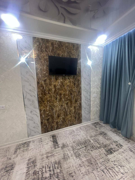 Чилонзор 8 1 комнта 30 кв 350$