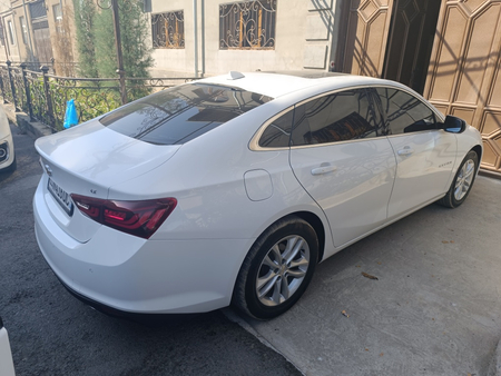 Sroʻchne sotladi Malibu 2. 2.4