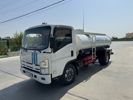 Isuzu Vadavoz 2011