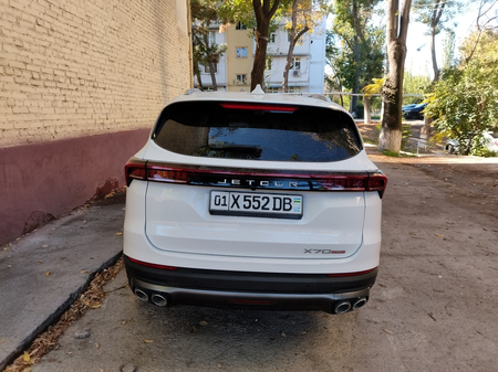Jetour x70 plus 1.5