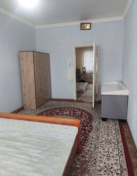 Чиланзар 21 3х комнатная 1.5*3 балкон