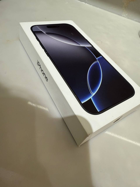 Продаю Свой Iphone 16 Pro 128gb Черный титан