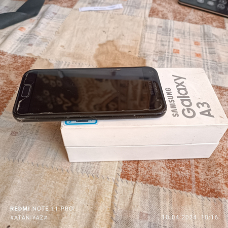 A3 (2017) telefon.