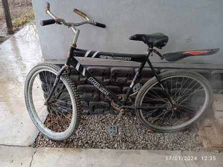 velosiped sotiladi.
