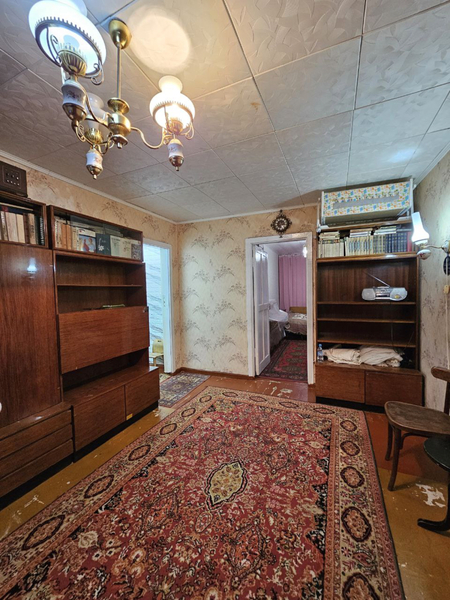 Продам квартиру 2/1/4 массив Ялангач ,налоговая