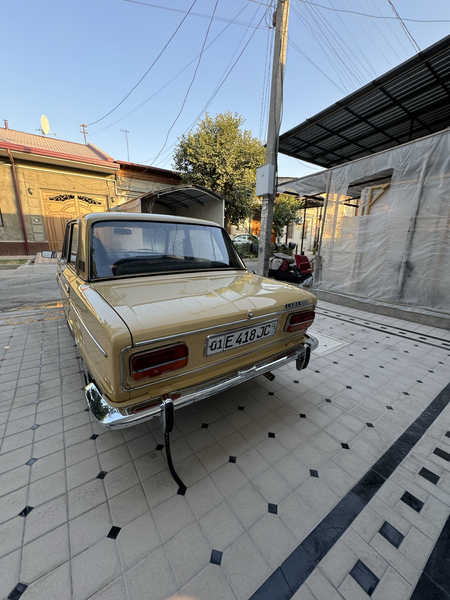 Vaz 2103 Rodnoy Arenda