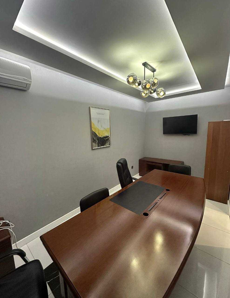 СДАЁТСЯ в АРЕНДУ 89м2 ОФИС на ул.Мукими вдоль дороги ор:Piramit Tower