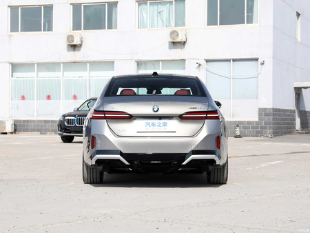 BMW i5 eDrive 35L Exclusive M Sports Package 2024